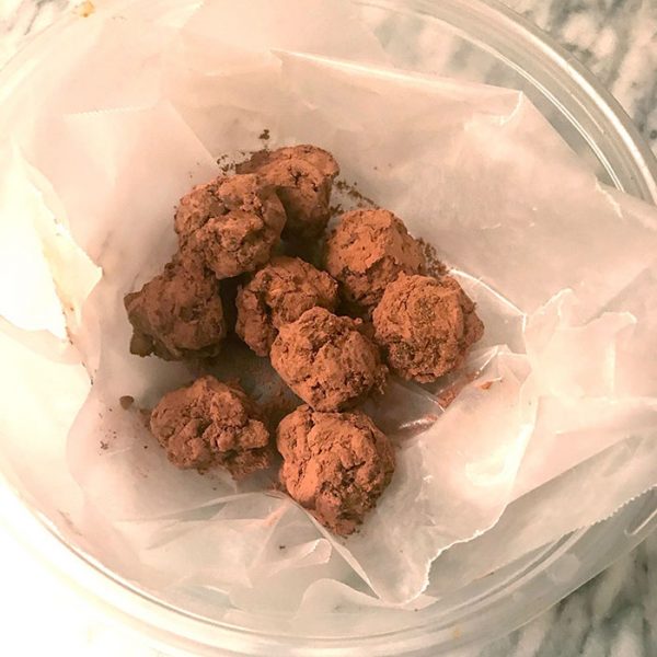 Spice It Up: Delicious Turmeric Holiday Spice Balls for Pain Relief ...