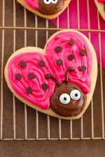 Sweeten Your Valentine’s Day with Love Bug Frosted Sugar Cookies ...