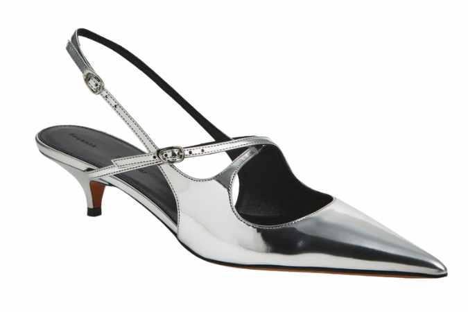 How to Wear Metallic Shoes for Fall 2025: Best Styles for Women Over 50 ...