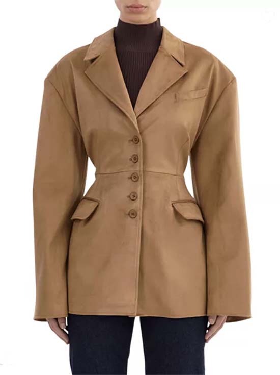 Sculpted Blazer Trend for Fall 2025: Chic Looks for Women Over 50 ...